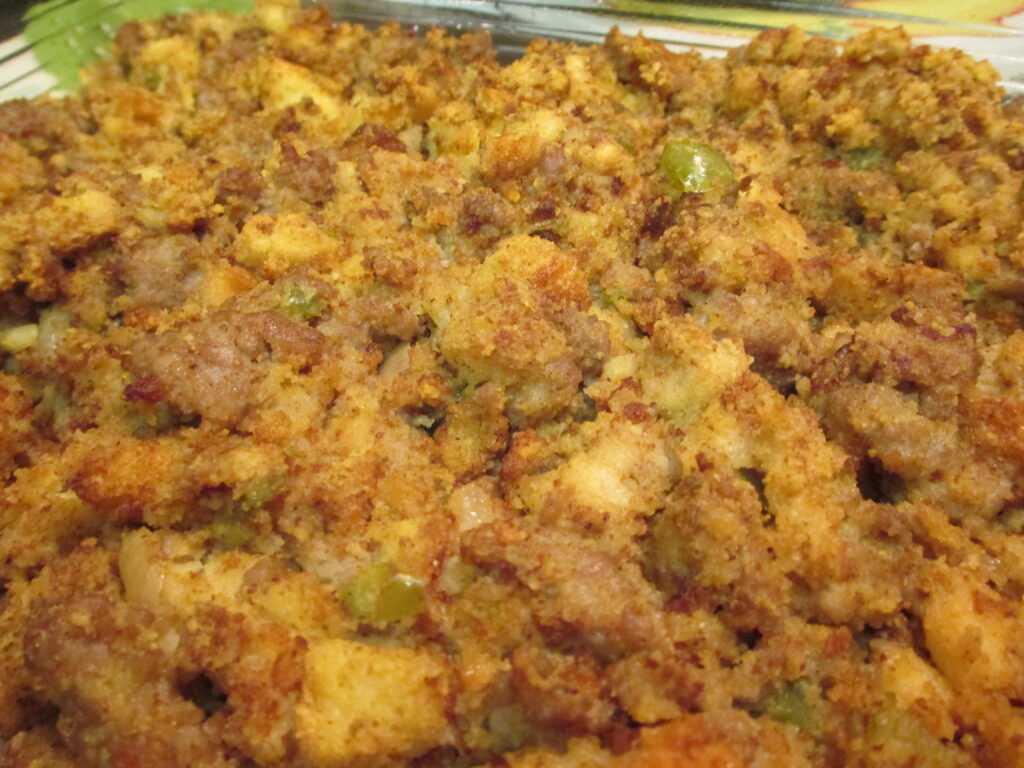 Italian Sausage Cornbread Dressing | I Heart Recipes