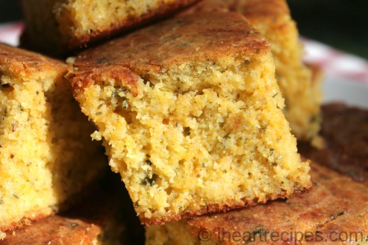 Cheesy Garlic & Herb Cornbread | I Heart Recipes