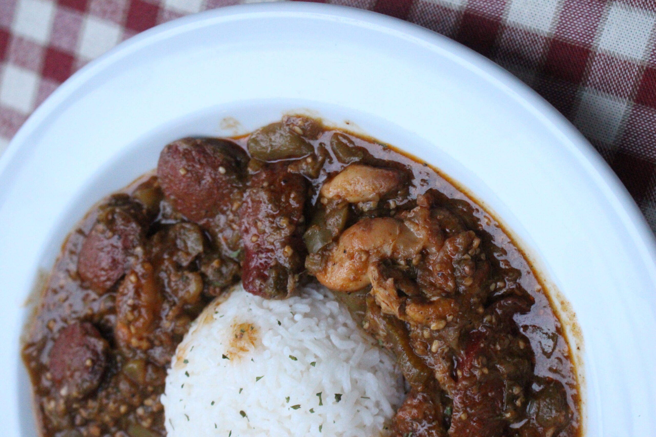 Smothered Okra with Chicken and Sausage | I Heart Recipes