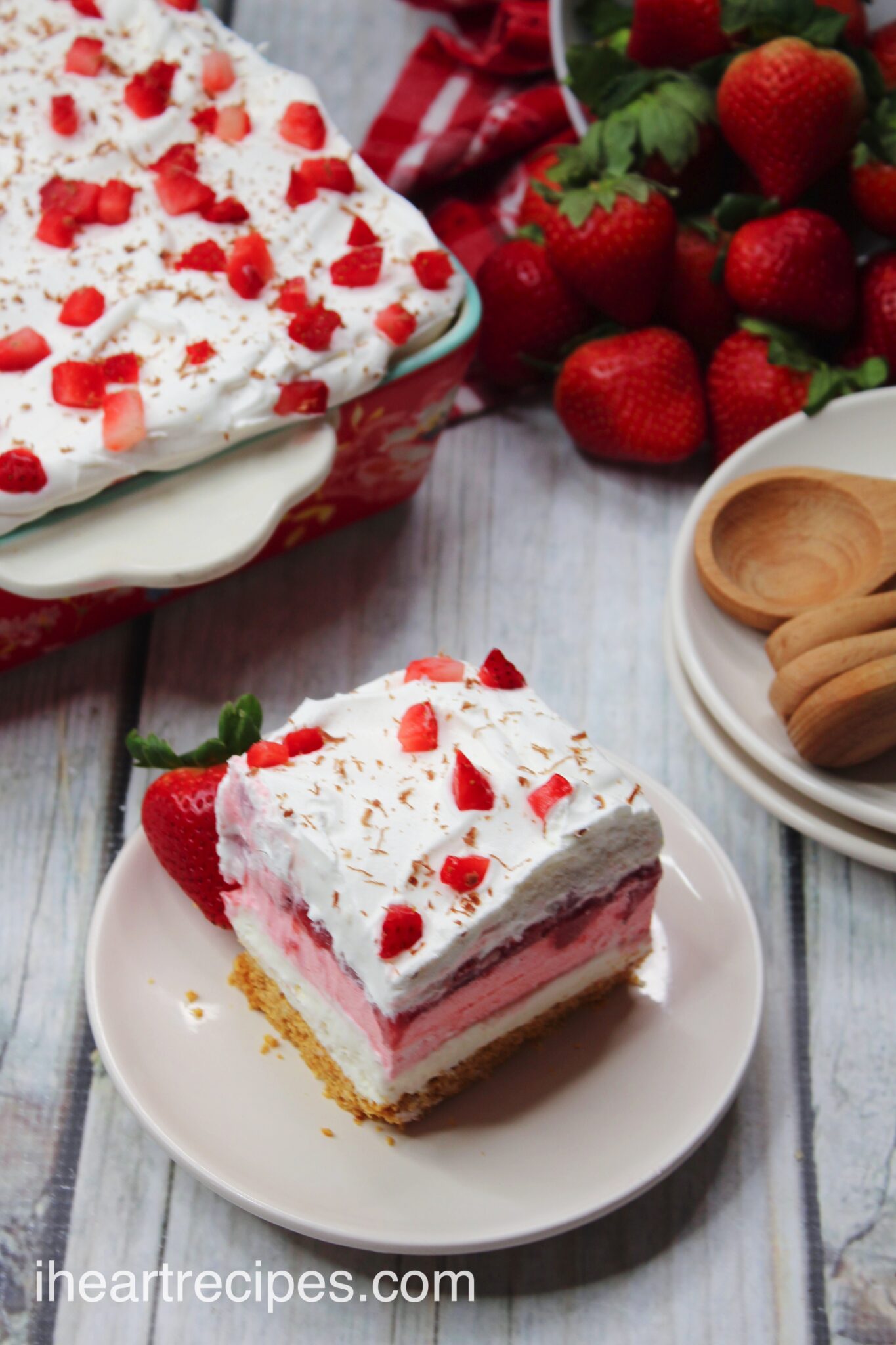 No Bake Strawberry Cheesecake Lasagna | I Heart Recipes