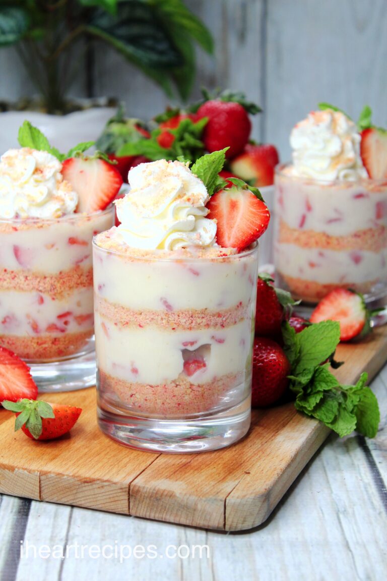 Creamy Strawberry Shortcake Cups | I Heart Recipes
