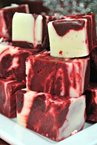 Red Velvet Swirl Fudge - I Heart Recipes