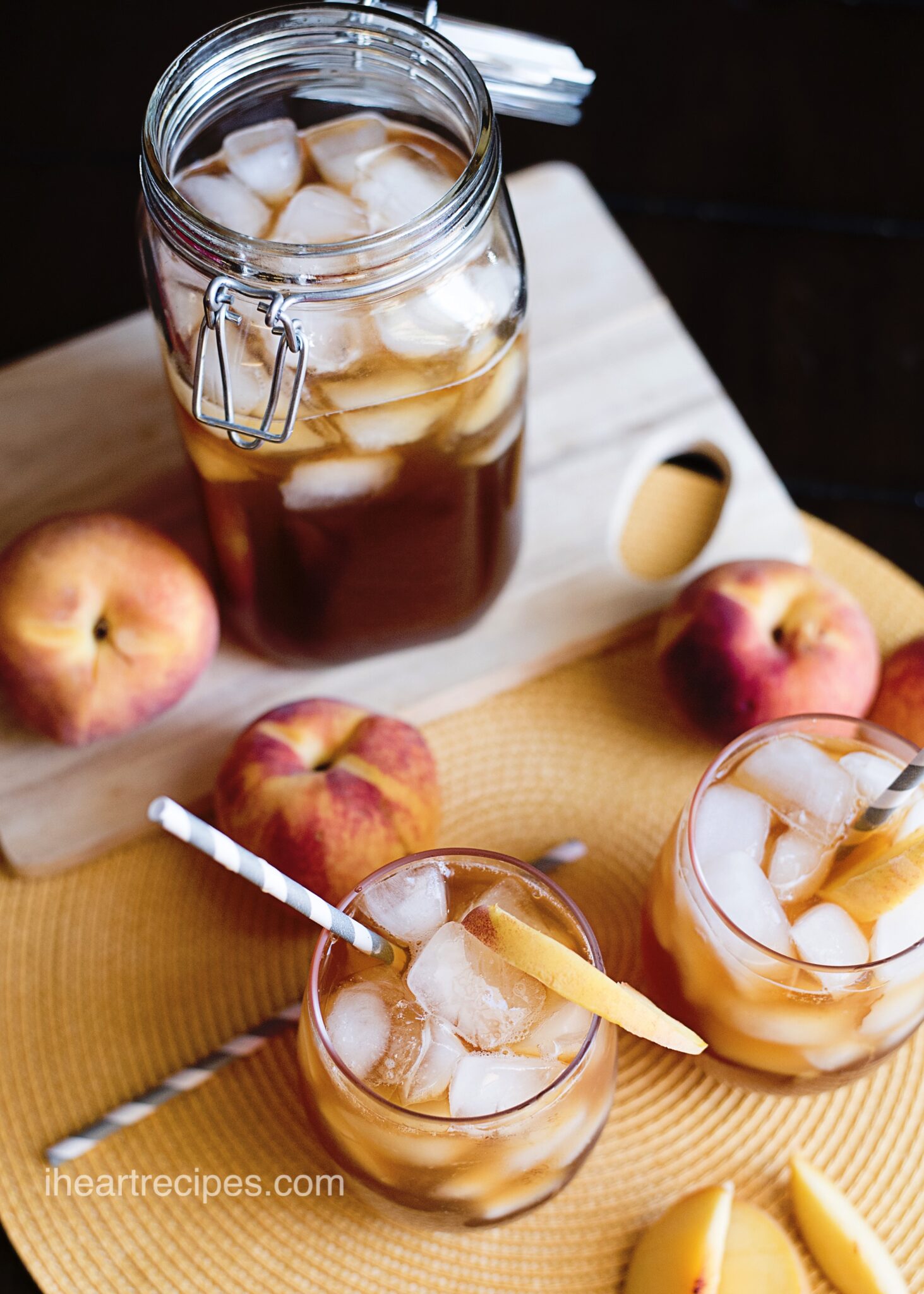 Southern Peach Iced Tea | I Heart Recipes
