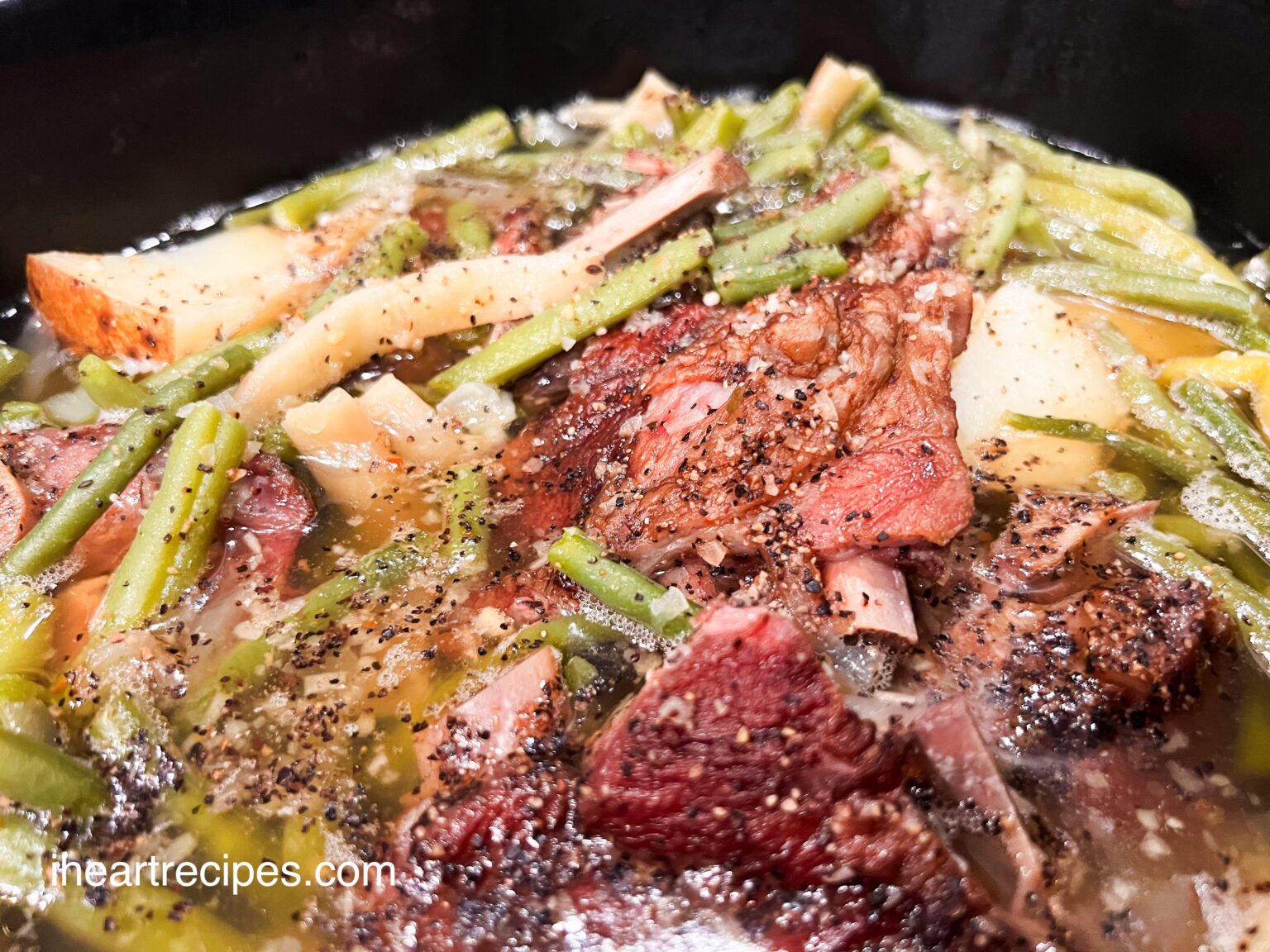 Green Beans, Potatoes, and Smoked Neck Bones - I Heart Recipes